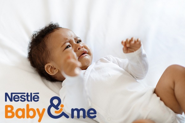 Babypoep onder de loep: van zwarte tot groene ontlasting – 24Baby.nl